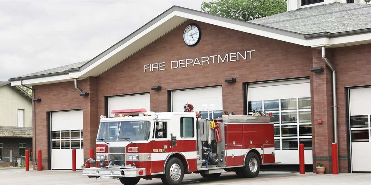 Emergency vehicle and roadway operations safety